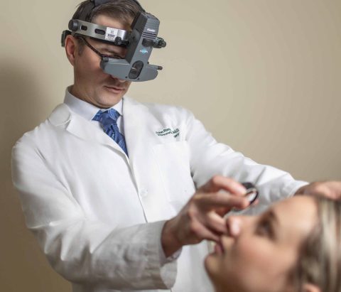 Top Retina and Macular Disease Specialists in Florida | CRMD